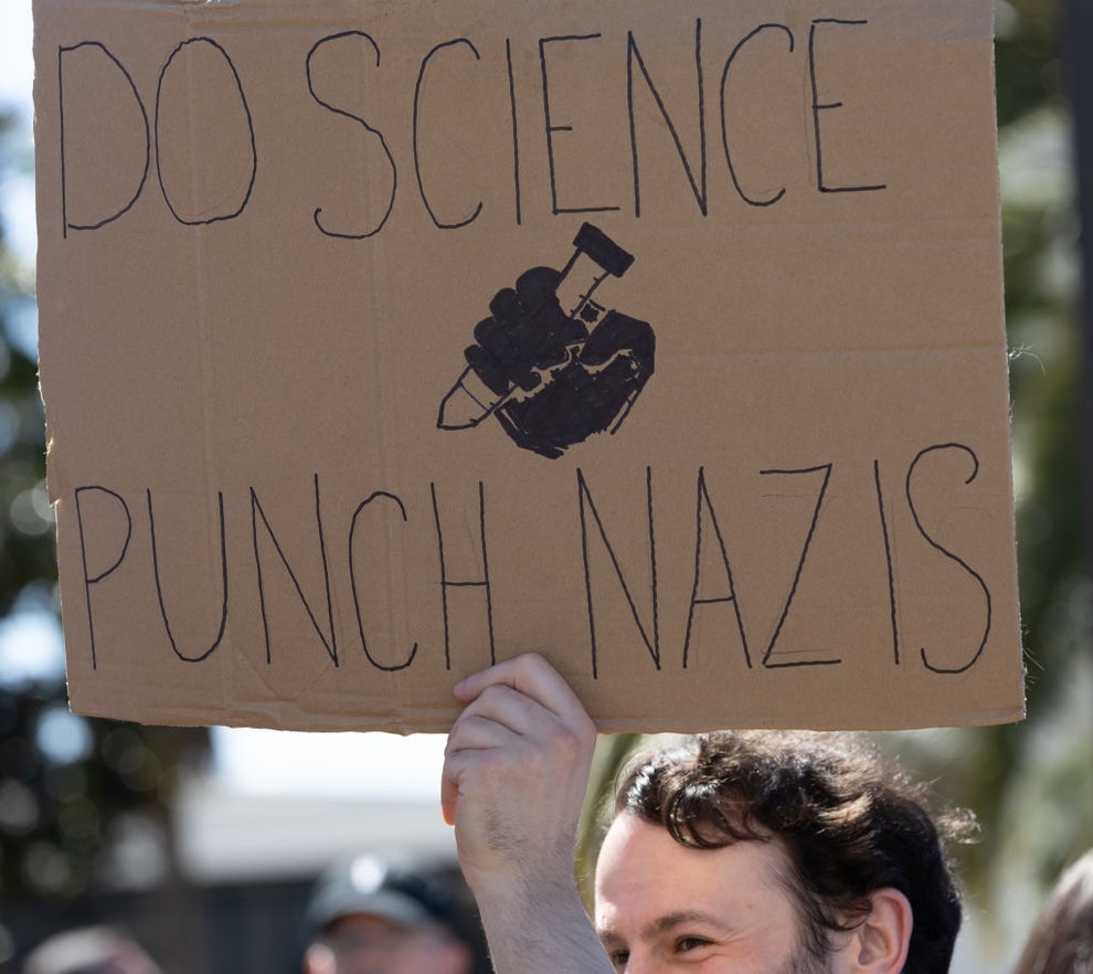 The 38 Most Clever Protest Signs From "Stand Up For Science" Protests