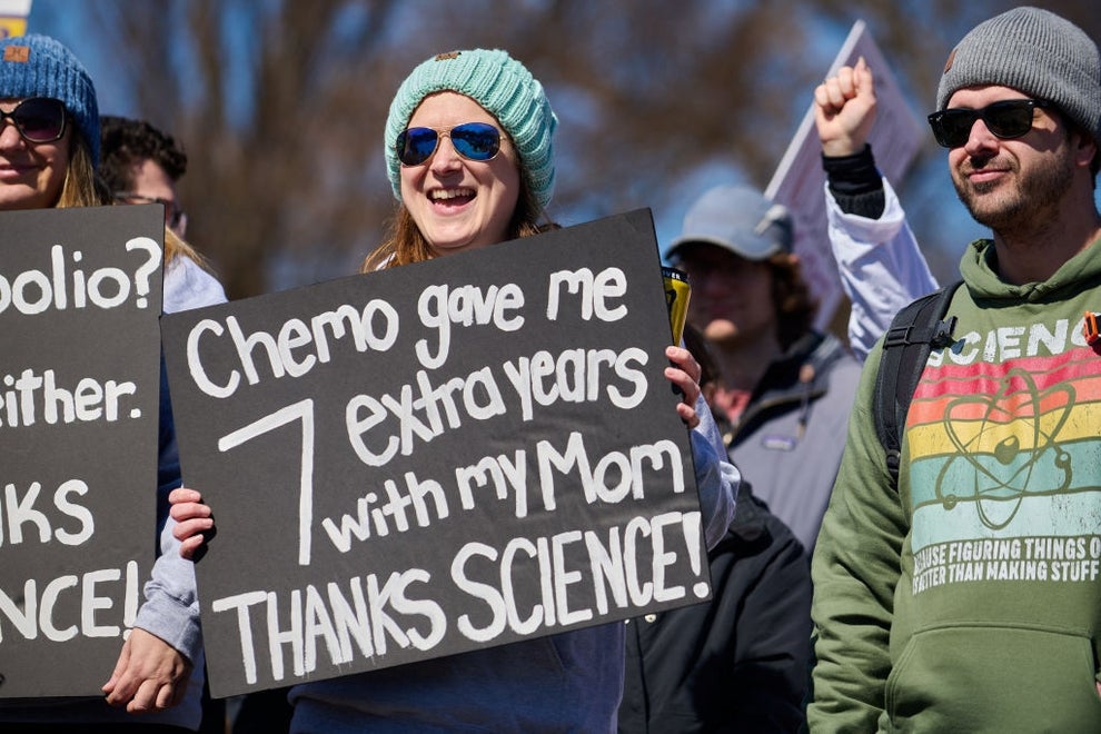 The 38 Most Clever Protest Signs From "Stand Up For Science" Protests