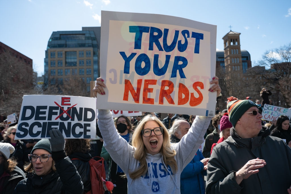 The 38 Most Clever Protest Signs From "Stand Up For Science" Protests