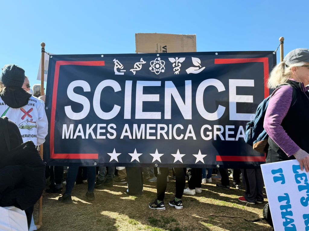The 38 Most Clever Protest Signs From "Stand Up For Science" Protests