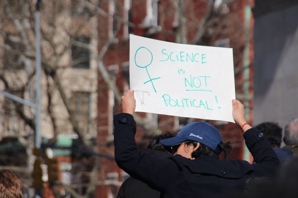 The 38 Most Clever Protest Signs From "Stand Up For Science" Protests