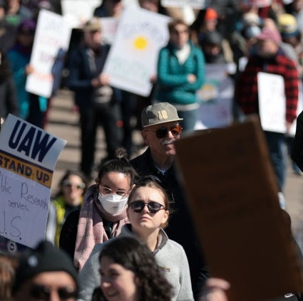 The 38 Most Clever Protest Signs From "Stand Up For Science" Protests