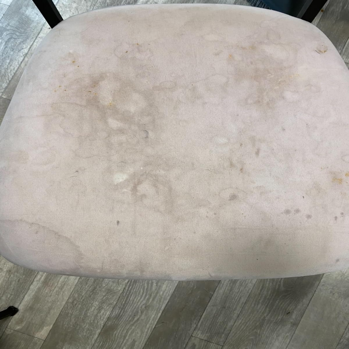 32 Best Couch Cleaners That’ll Make Your Sofa Look New