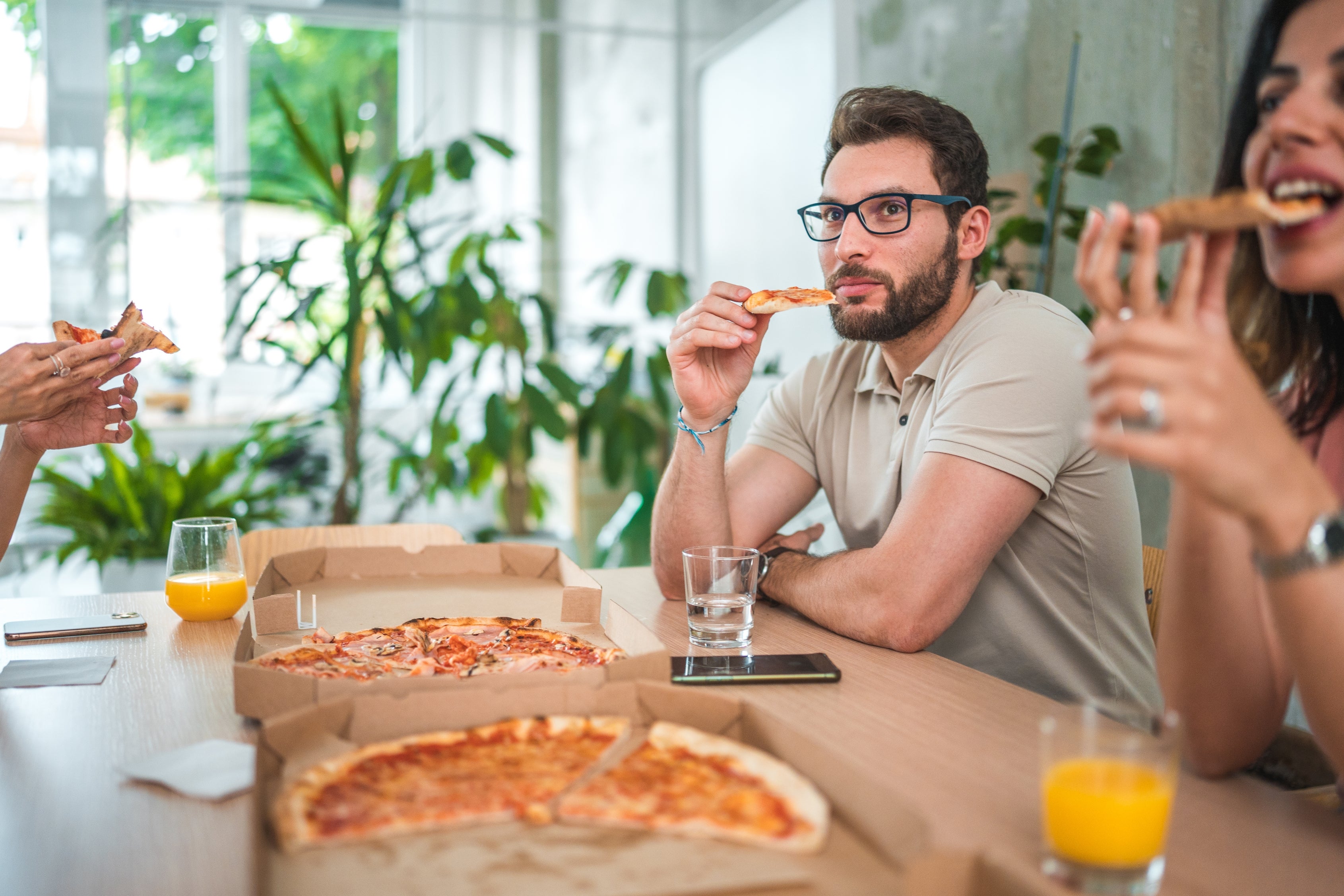 People Share The Worst “Bonuses” They Ever Got At Work