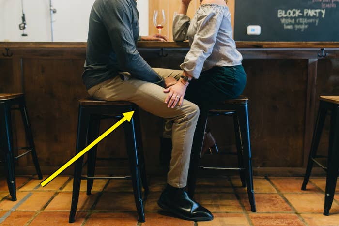 16 Most Awkward Dates Servers Witnessed On The Job