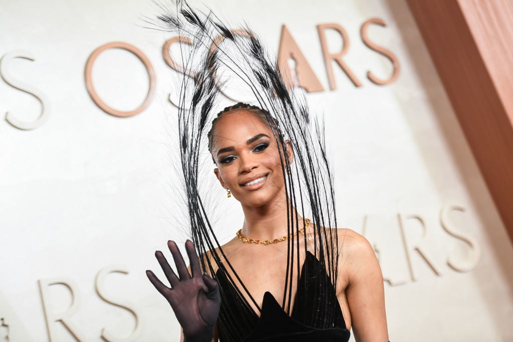 2025 Oscars Red Carpet Looks