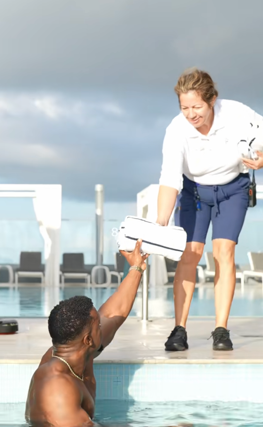 The Internet Is Completely Obsessed With This Guy's Wild Morning Routine