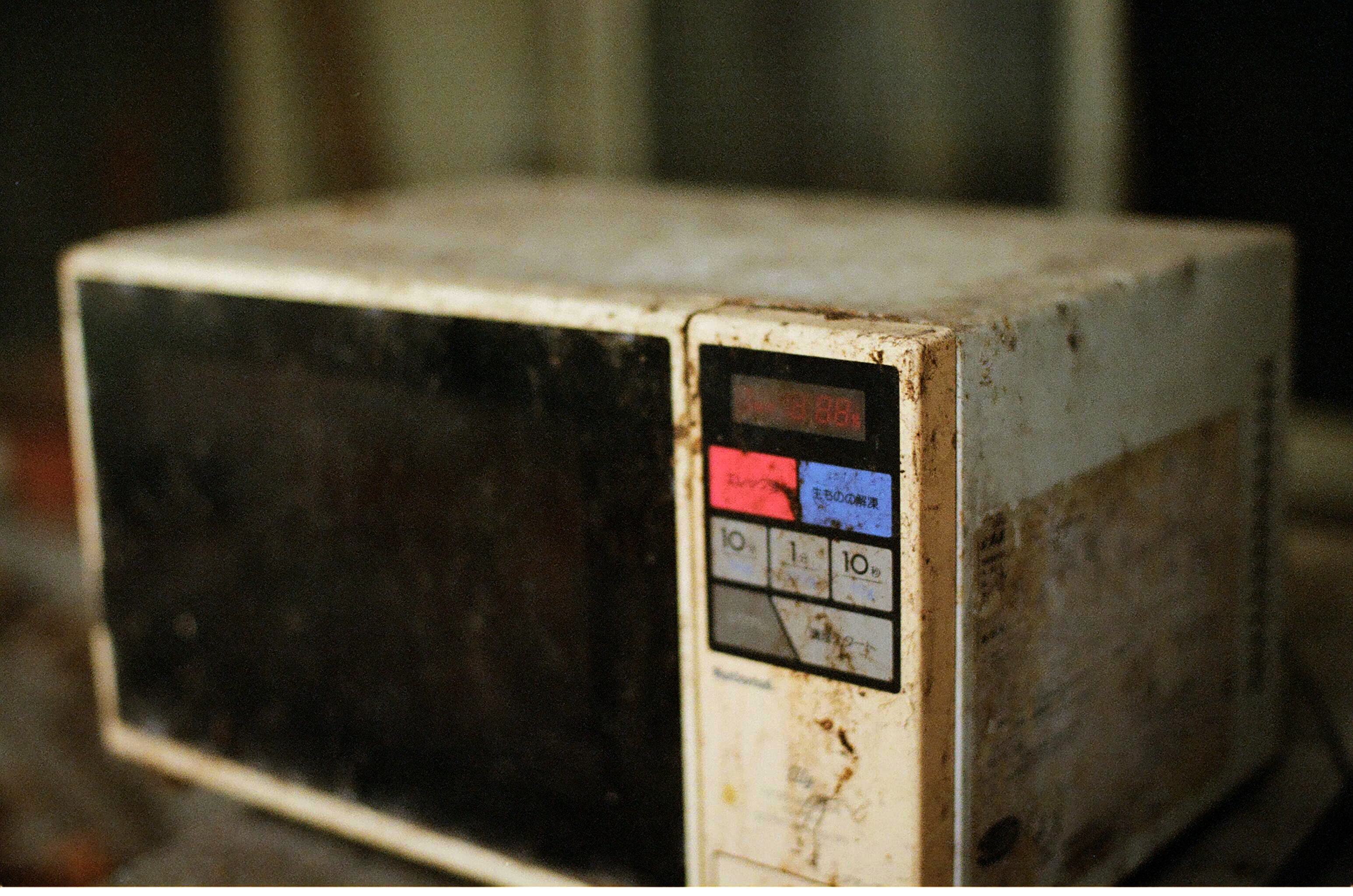 21 Unconventional Behaviors From The Past