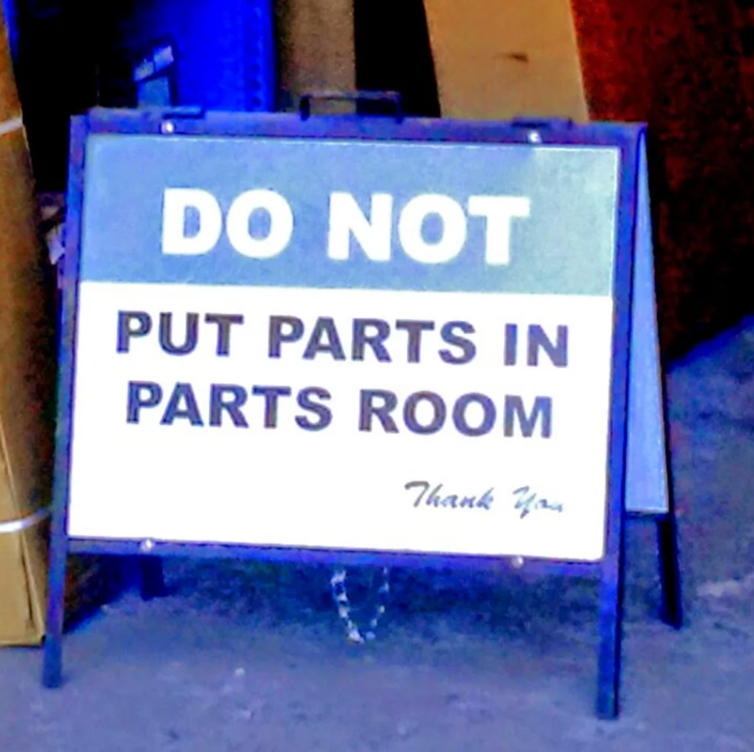 Weekly Roundup: 20 Absurdly Funny Signs You Need To See
