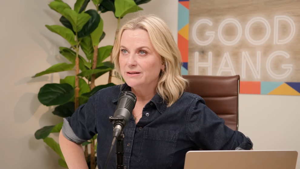 Rashida Jones And Amy Poehler On Parks And Rec Casting