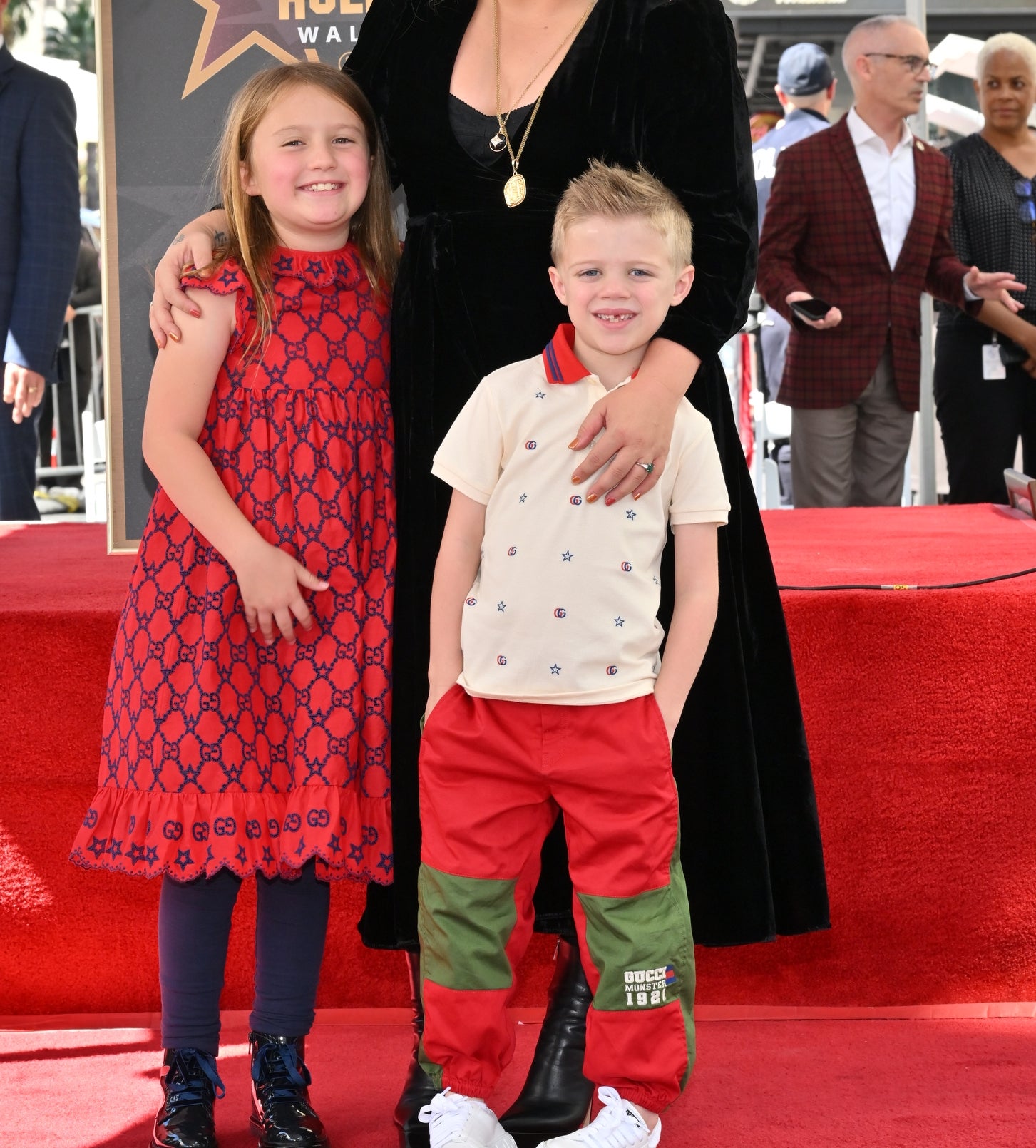 Kylie Kelce, Kelly Clarkson On Being Moms Vs Dads
