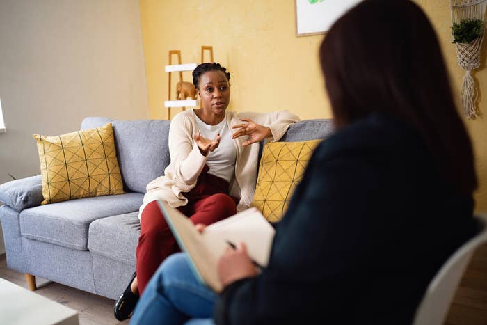 21 Red Flags You Might Have A Bad Therapist
