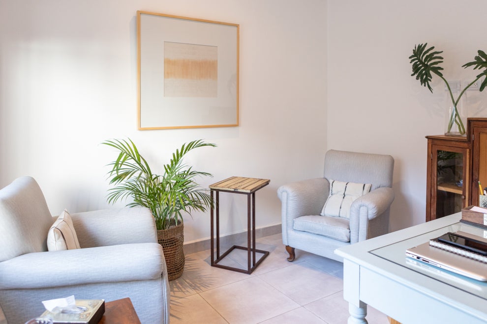 21 Red Flags You Might Have A Bad Therapist