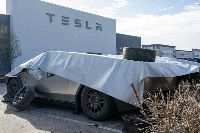 Elon Musk Responds To Tim Walz's Tesla Comments