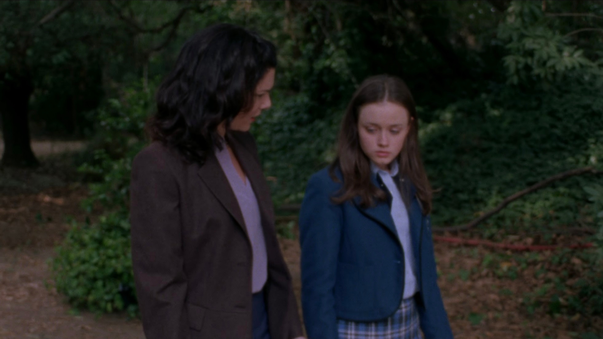 25 Gilmore Girls Behind-The-Scenes Facts For 25 Years