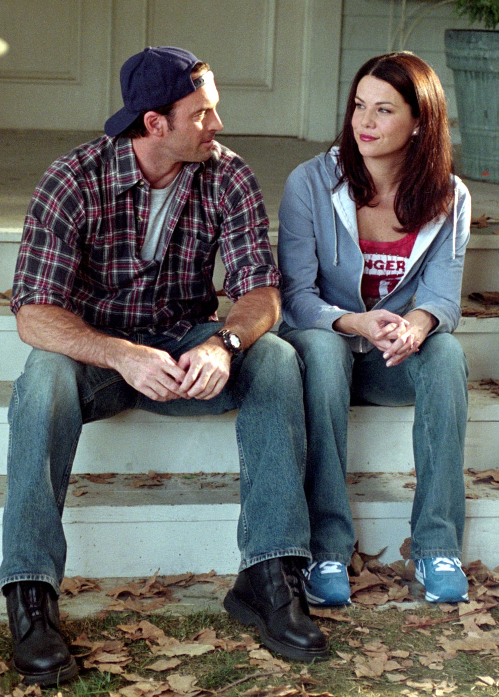 25 Gilmore Girls Behind-The-Scenes Facts For 25 Years