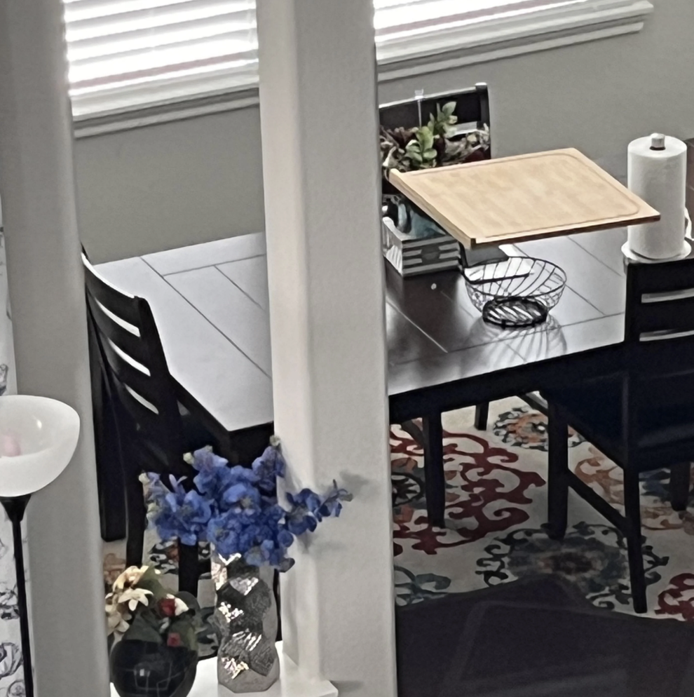 Viral Images: 13 Confusing Photos Breaking The Web