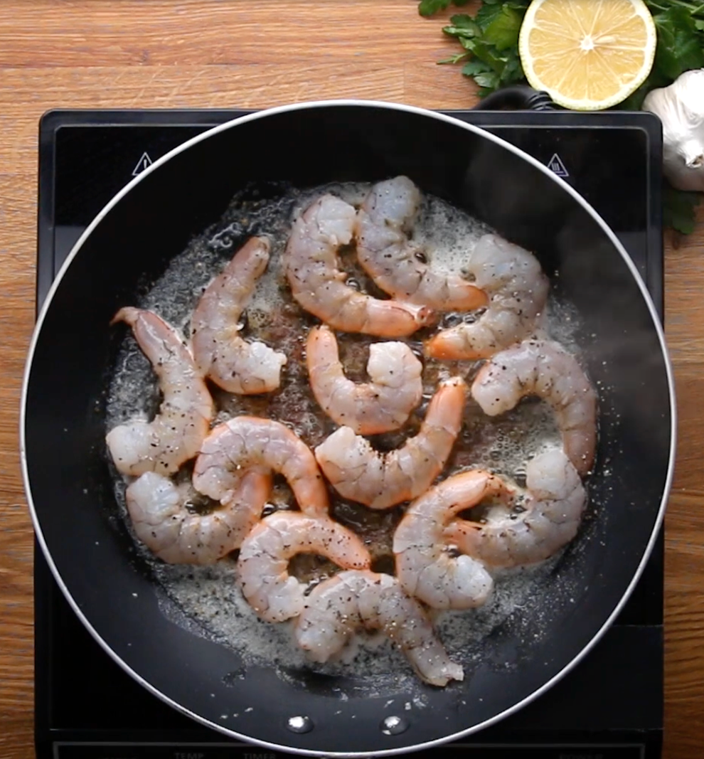 The Chef-Approved Trick For Perfectly Cooked Shrimp