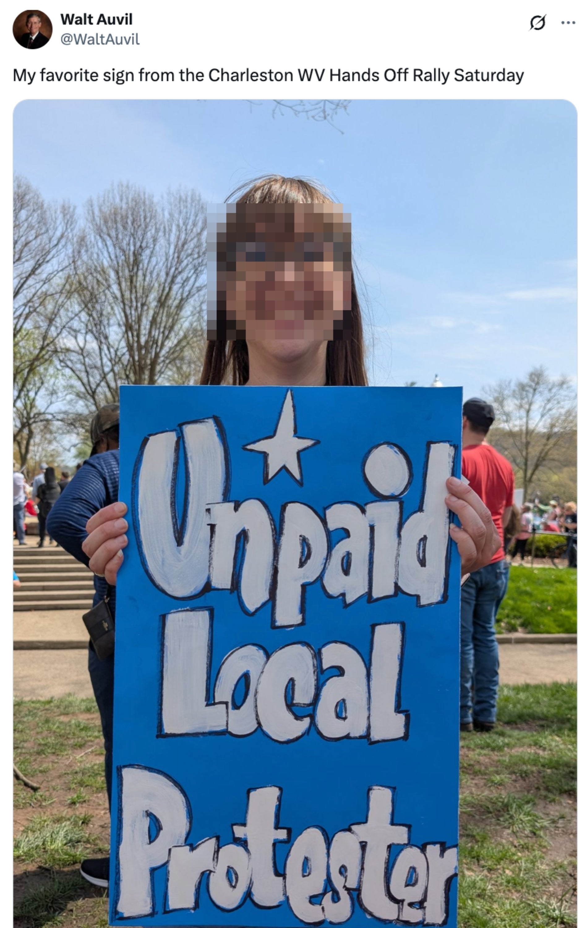 45 Of The Funniest Anti-Trump Protest Signs