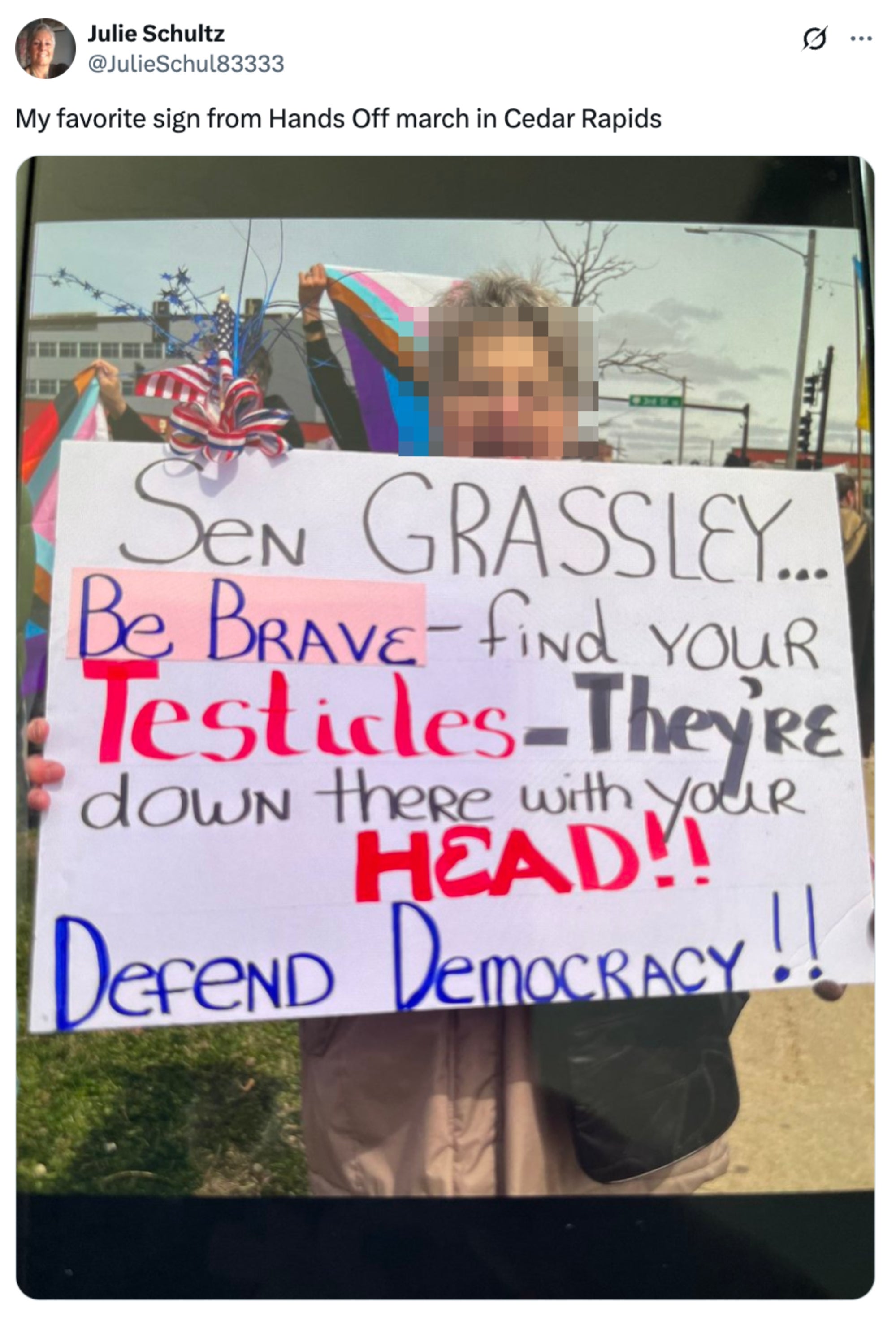 45 Of The Funniest Anti-Trump Protest Signs