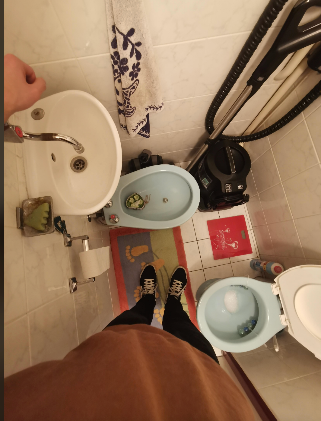21 Hilariously Awful Bathroom Design Fails