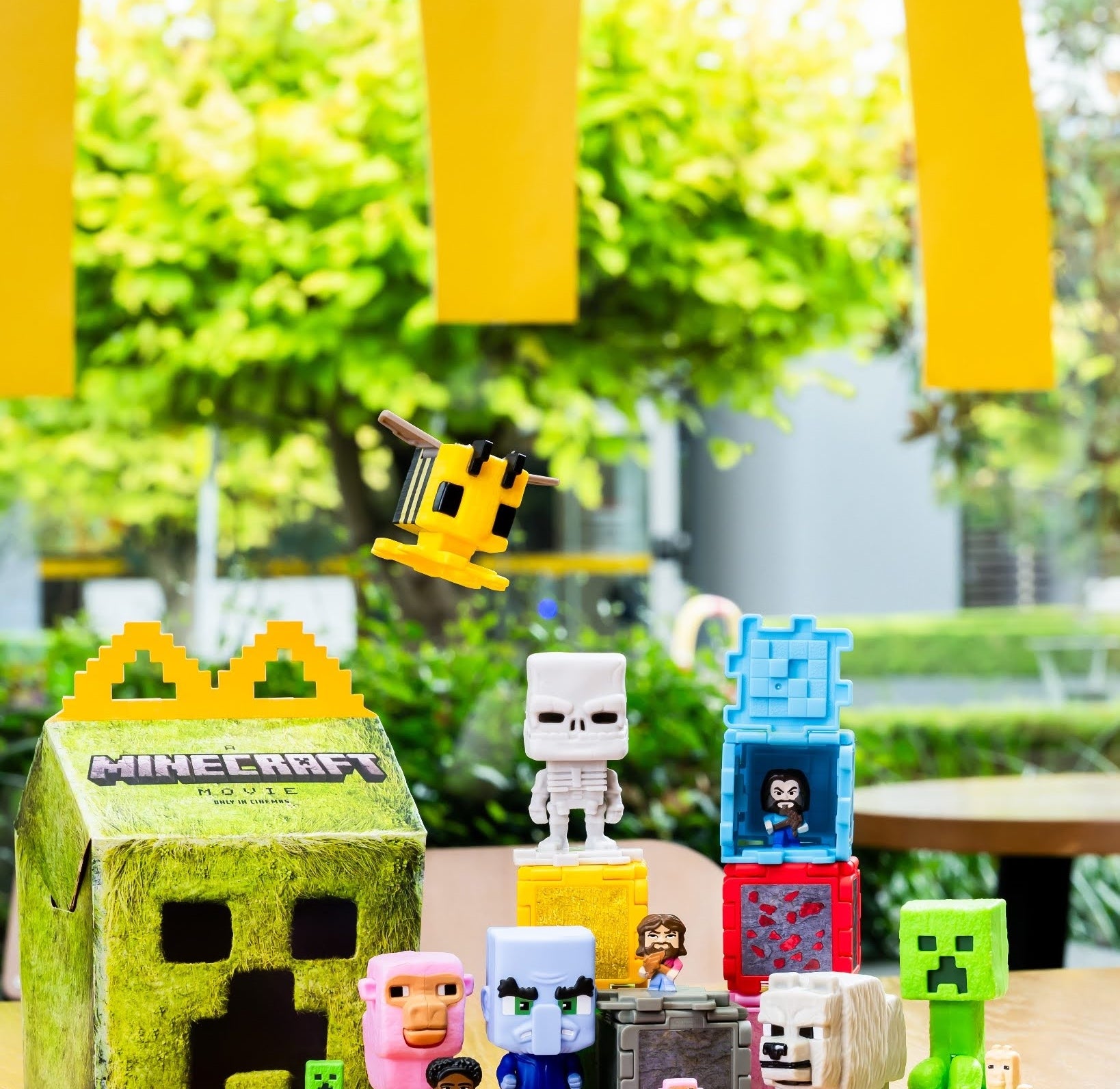 Build Your Dream Minecraft Universe And We’ll Reveal Which Macca’s ...