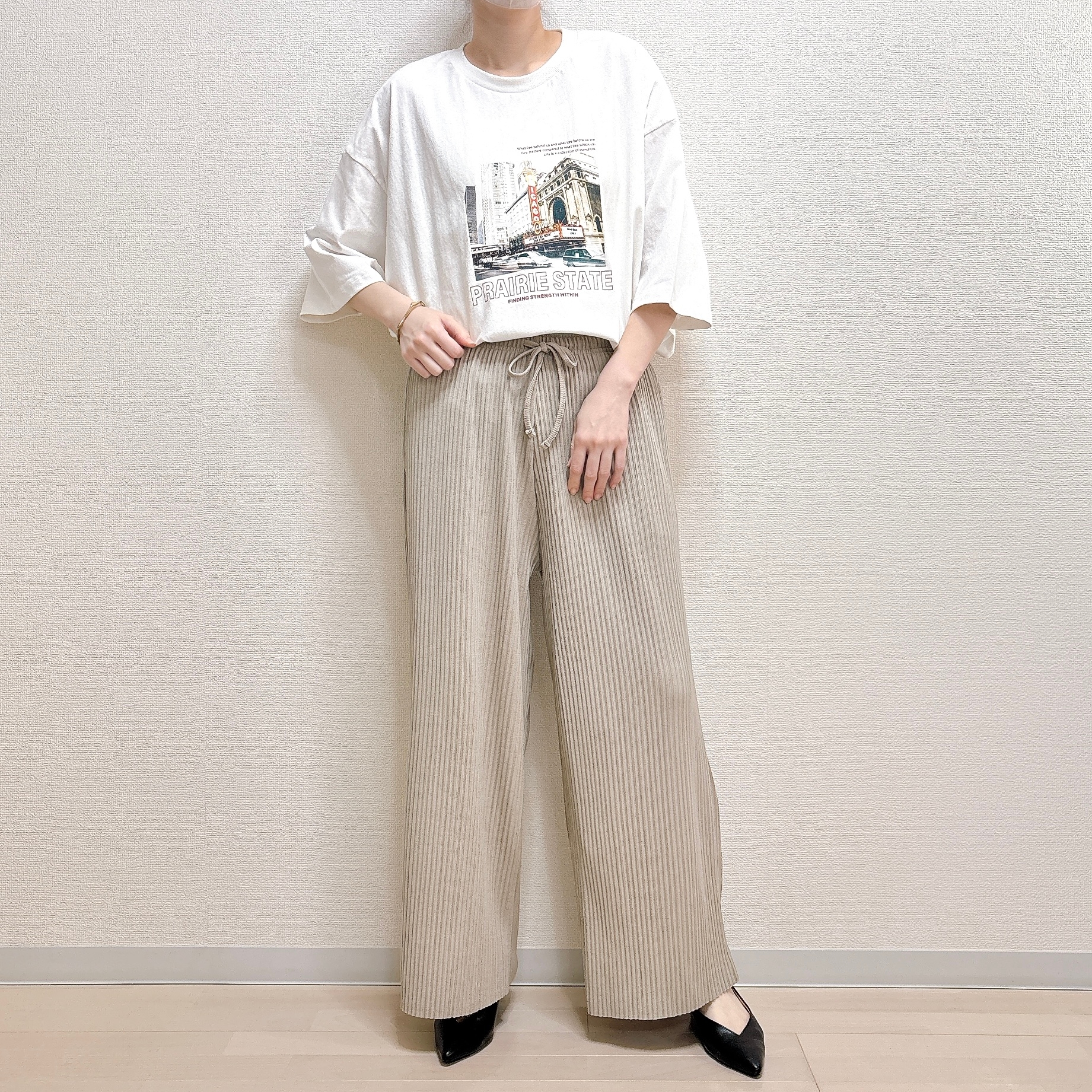 【coca】このオシャレさで1690円ってマジ…？レビュー1500件以上の『楽ちんパンツ』サラッと快適で春夏コーデに大活躍です「リピしました」「色違いで購入」《着用レビュー》