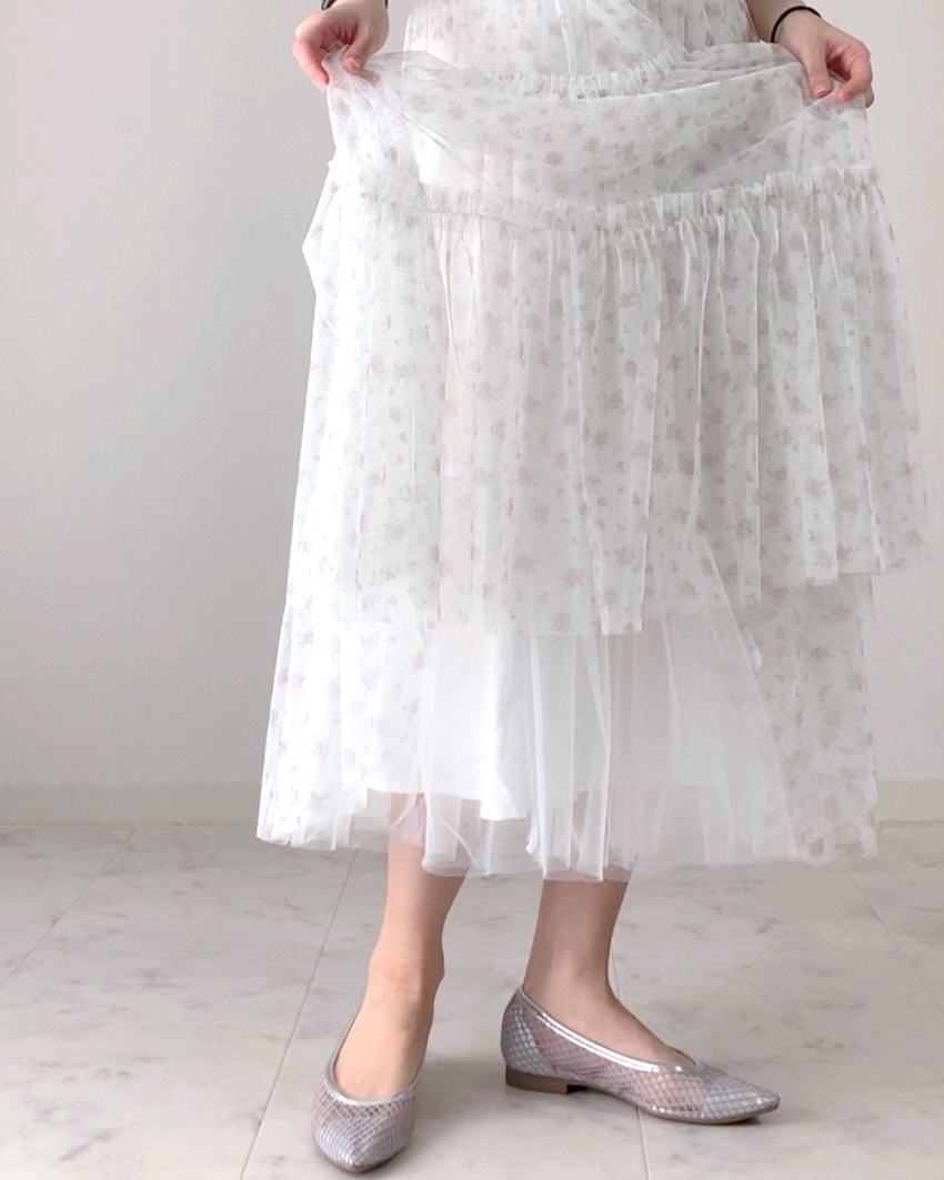 【GU】3990円→2490円に値下げ中！歩くたびにふんわり揺れる「華やかスカート」ボリューム感があって超絶かわいい！《着用レビュー》【画像・動画】