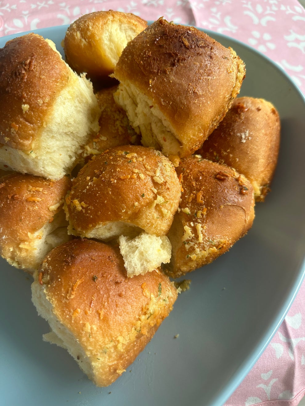 Costco's New Garlic Butter Rolls Review — Worth It?
