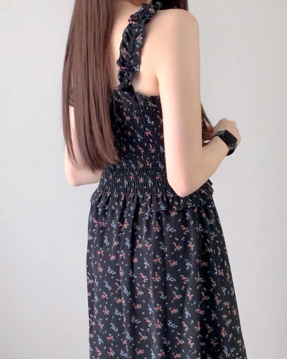 【GU】4990円→3990円に値下げ中！「着痩せしたい方にオススメ」「デザインが本当に素敵」rokhコラボの『細見えワンピ』一枚で旬コーデが完成します！《着用レビュー》【画像・動画】