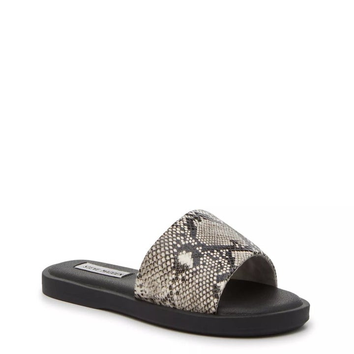 27 Must-Have DSW Shoes That Will Make Your Feet Happy