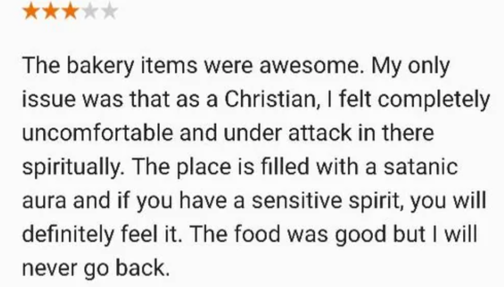 35 People Who Left Hilariously Unhinged Online Reviews