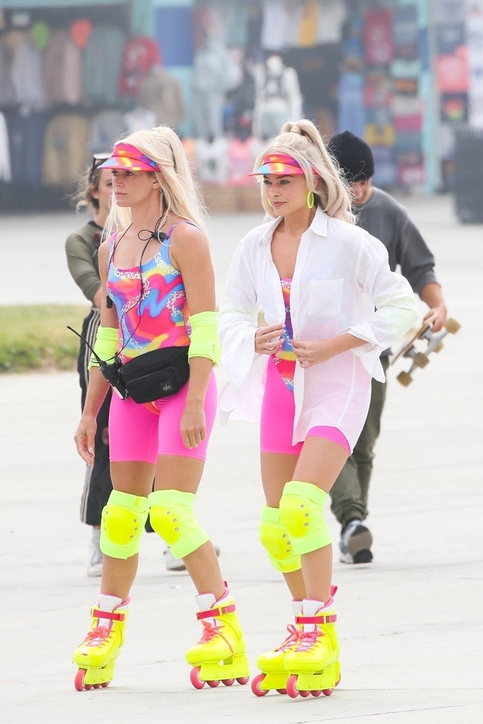 50 Wild Photos Of Celebs With Their Stunt Doubles