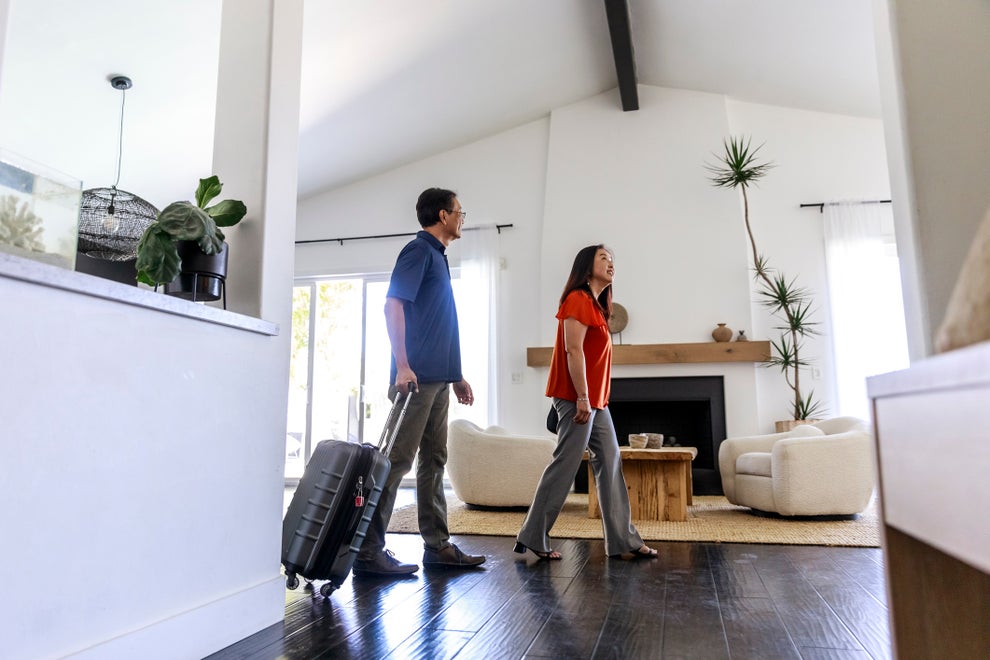 6 Essential Airbnb Safety Checks Every Guest Needs
