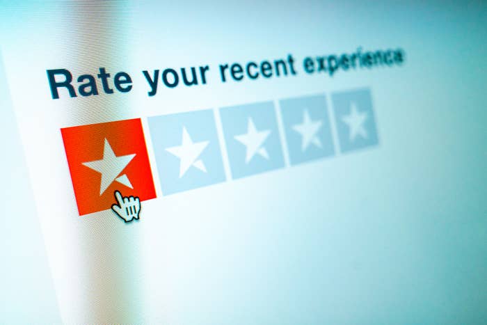 35 People Who Left Hilariously Unhinged Online Reviews