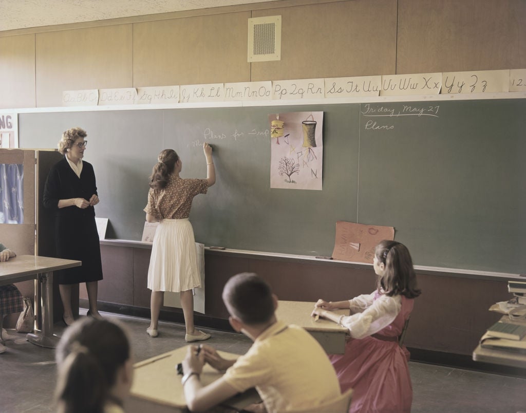 17 Back In The Day Experiences That Are Now Obsolete