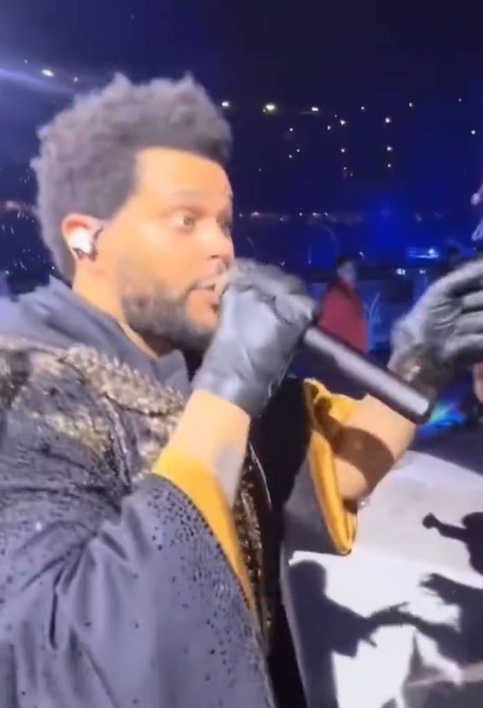 The Weeknd Reacts To Fan Throwing Underwear At Face