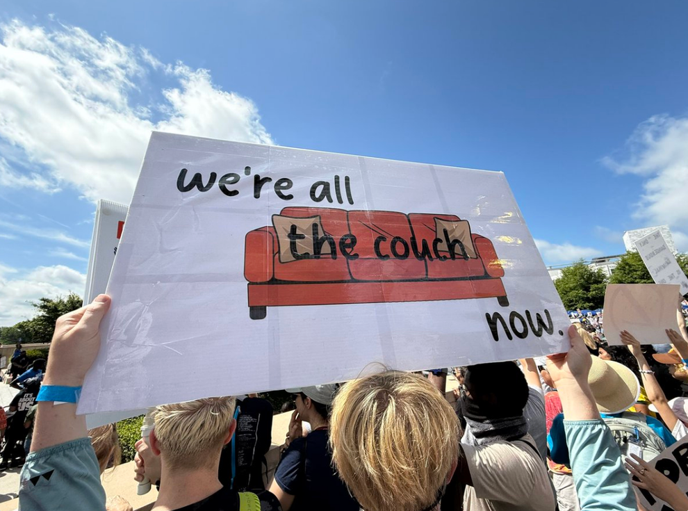 The 23 Absolute Best Signs From The 