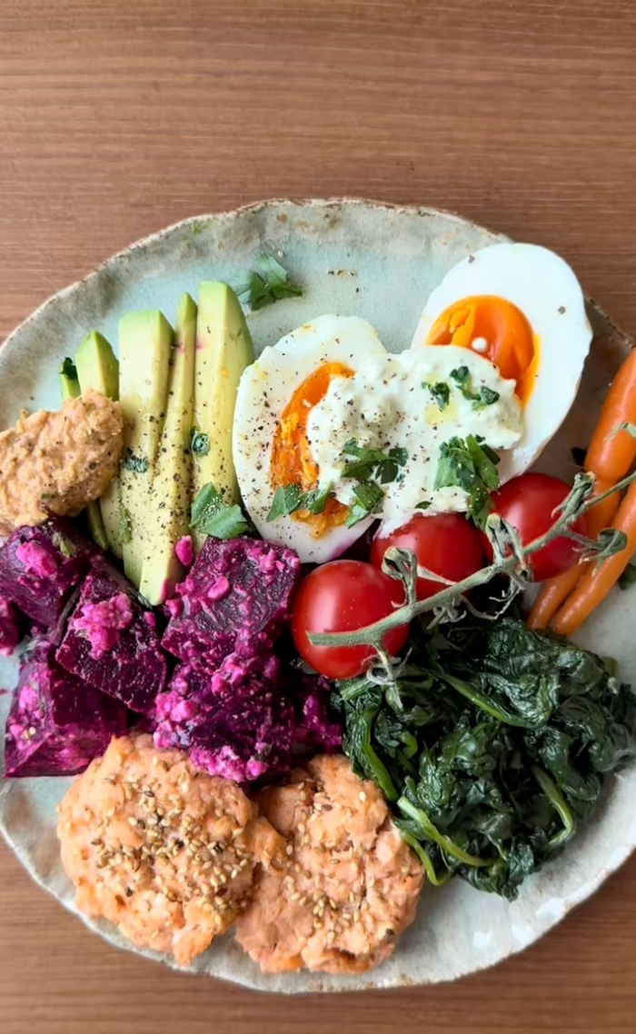 Why Everyone Is Obsessed With The Viral Allison Plates