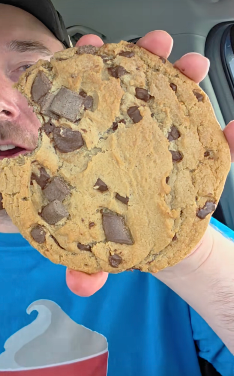 Walmart Releases King Krumb Crumbl Dupe