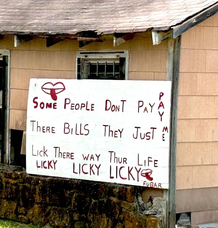 Hysterical Roadside Signs That Went Viral This Week