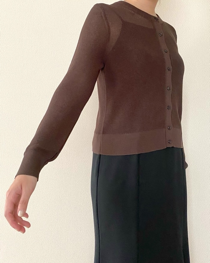 【GU】ほんのり透け感がオシャレ〜！2290円→1490円の「涼しげカーディガン」冷房やUV対策に大活躍なの！《着用レビュー》【画像・動画】