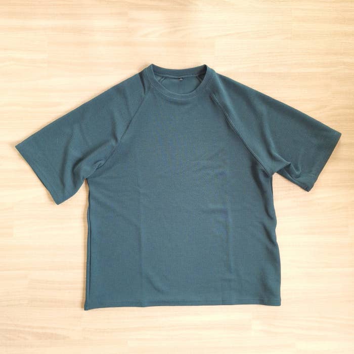 【coca】1990円→1690円の「楽ちんトップス」軽くて着心地バツグン！シワになりにくいのもうれしい〜！《着用レビュー》