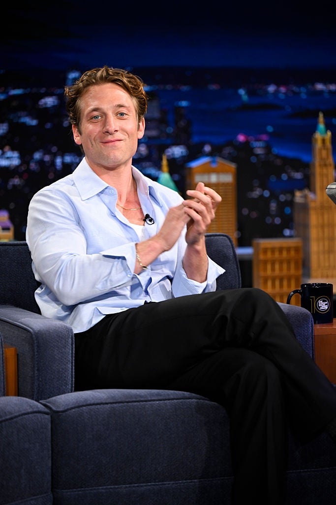 Jeremy Allen White Reveals Why He Always Buys Flowers