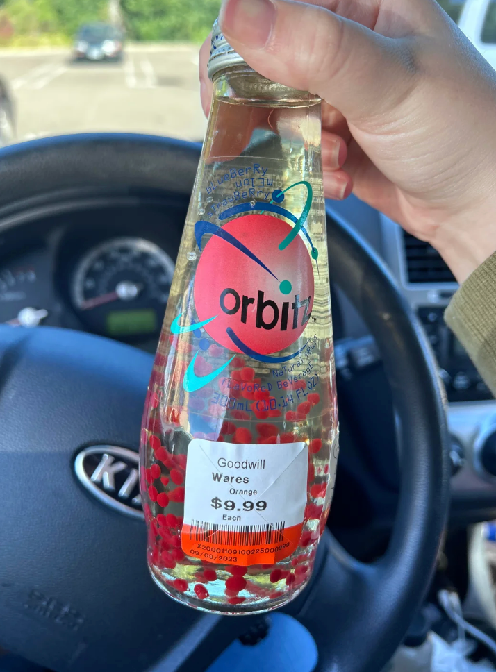 Discontinued '90s Snacks & Fast Food Items People Miss