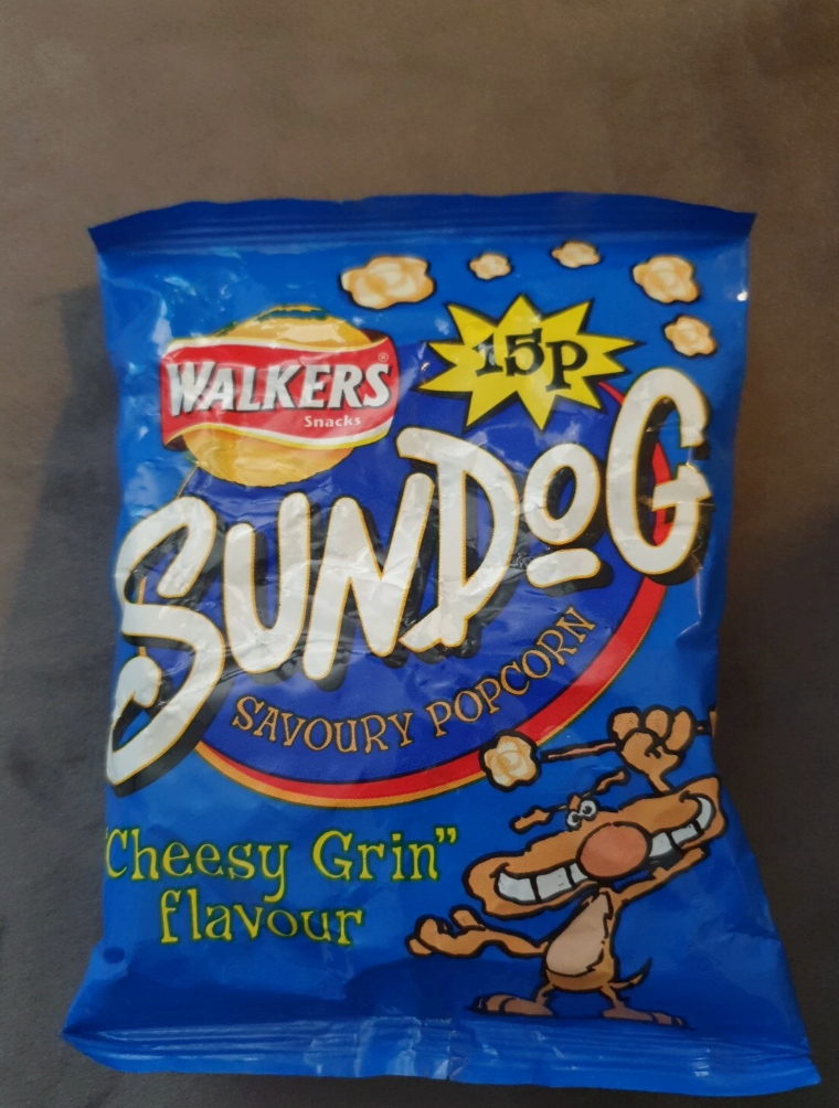 Discontinued '90s Snacks & Fast Food Items People Miss