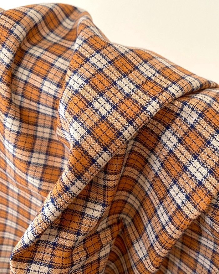 GUの「2490円→1990円トップス」古着みたいでオシャレ！レトロ可愛くて、サッと羽織るだけでサマになるの！《着用レビュー》【画像・動画】