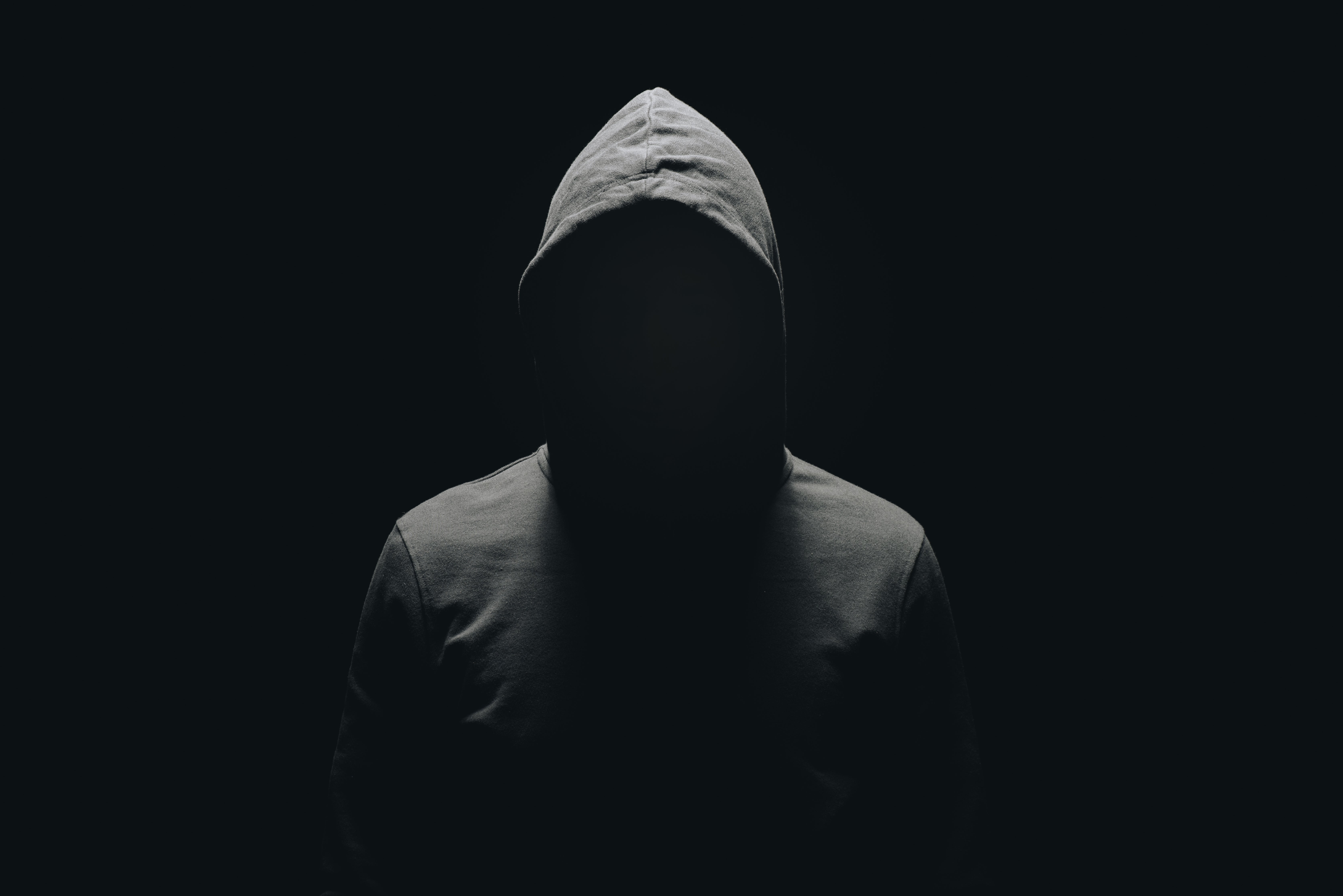 21 Near-Death Experiences People Survived By Sheer Luck