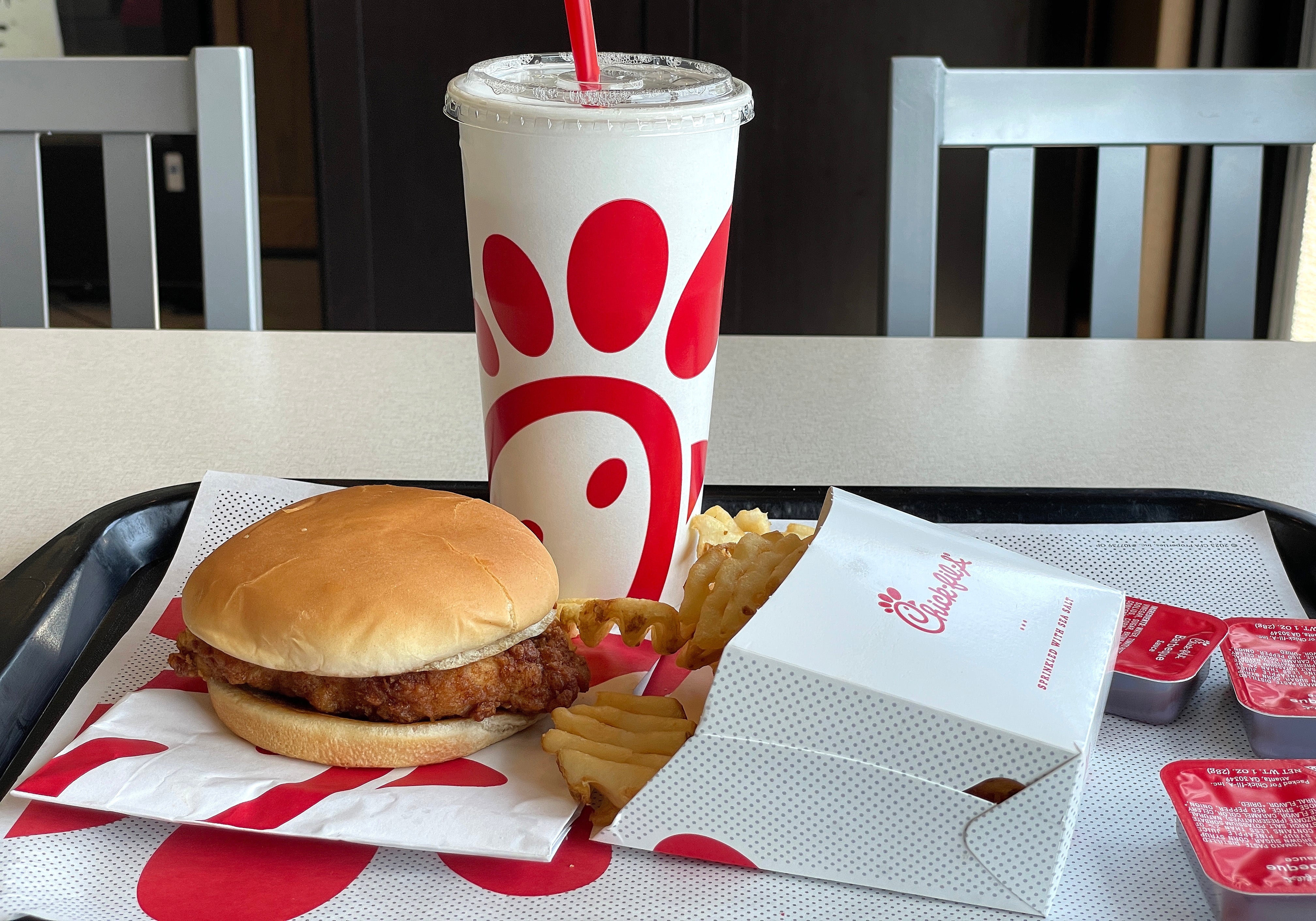 18 Tourists Reveal Favorite Fast Food In America