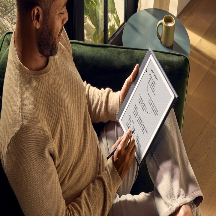 The Kindle Scribe Is 'A Perfect Union Of E-Reader And E-Notepad' — And ...